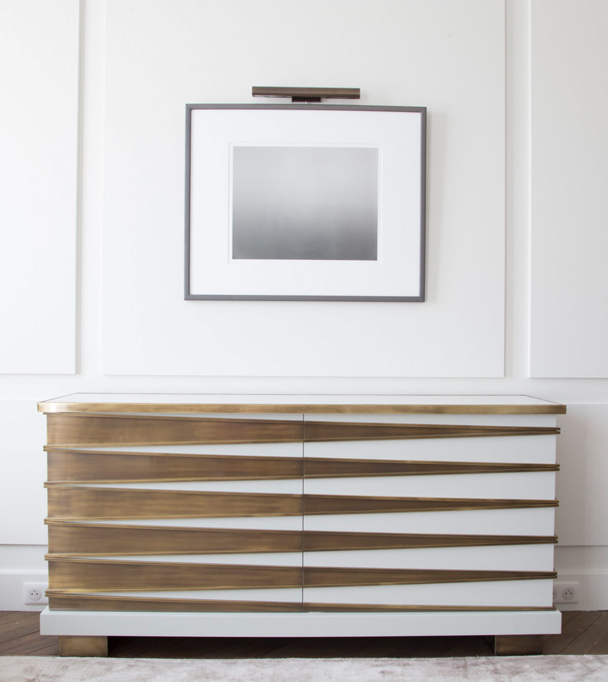 All the delicacy and refinement of the Neo 70s style – Marc de Berny